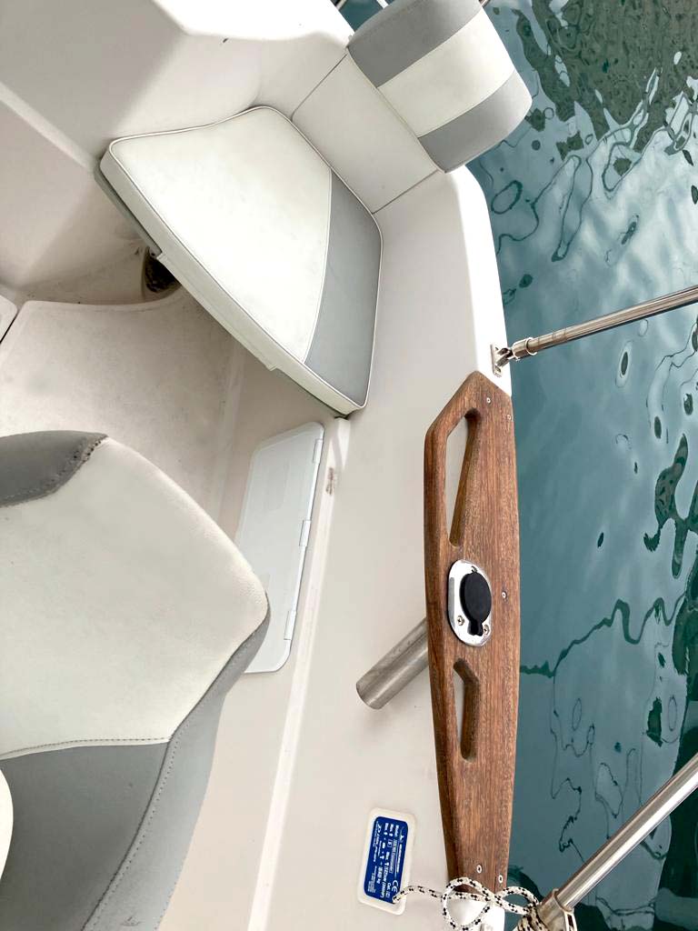 Quicksilver Commander 635 WA :: SAVONABARCHE